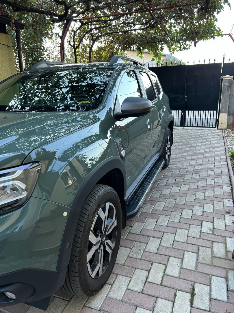 Praguri laterale tip treapta +kit montaj comaptibile Dacia Duster 2 HJD ...
